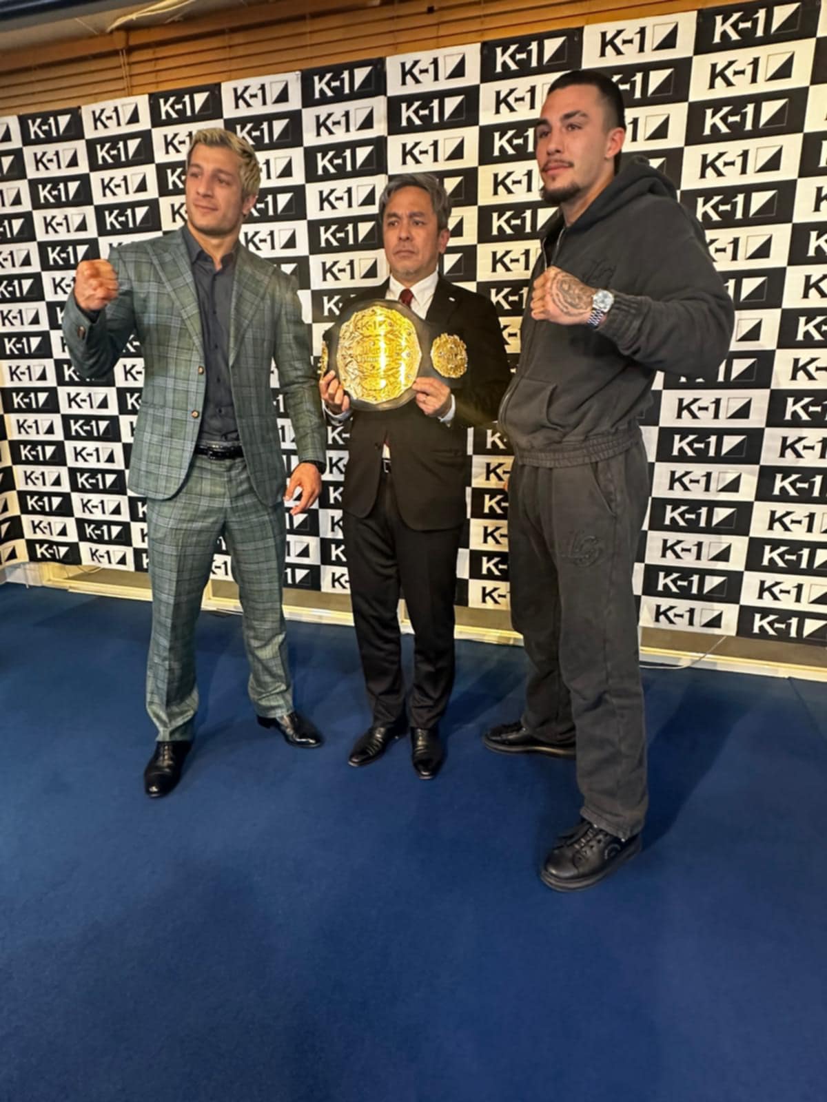 De persconferentie markeerde het officiële begin van de aanloop naar de ...